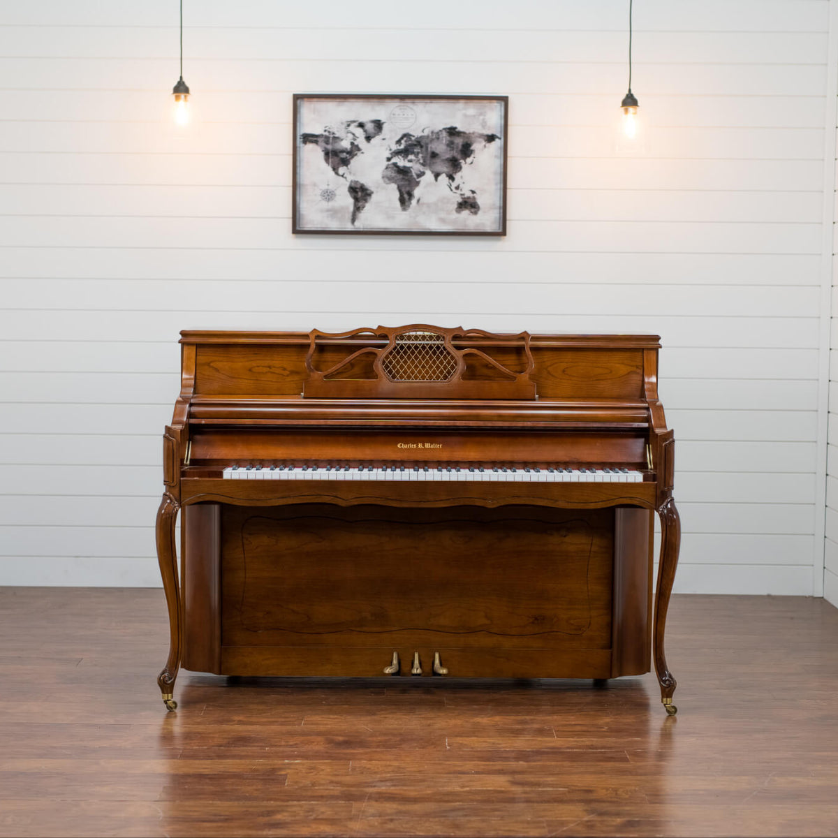 Đàn Piano Cơ Upright Charles R. Walter French Provincial – TÂN NHẠC CỤ